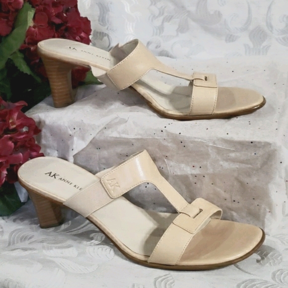 Anne Klein | Shoes | Ak Becker Leather Open Toe Beige Heel Sandals M ...